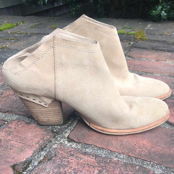Dolce Vita | Shoes | Trendy Beige Heeled Boots | Poshmark